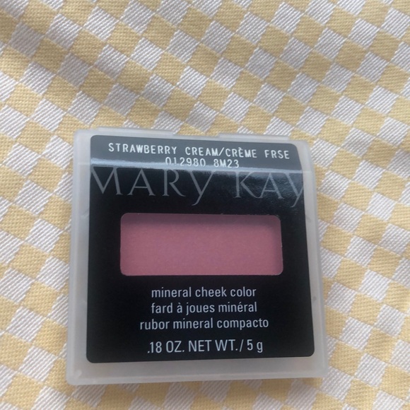 Mary Kay | Makeup | Mary Kay Strawberry Cream Mineral Cheek Color ...